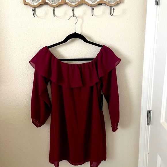 Lulus | Dresses | Lulus Off The Shoulder Burgundy Dress | Poshmark